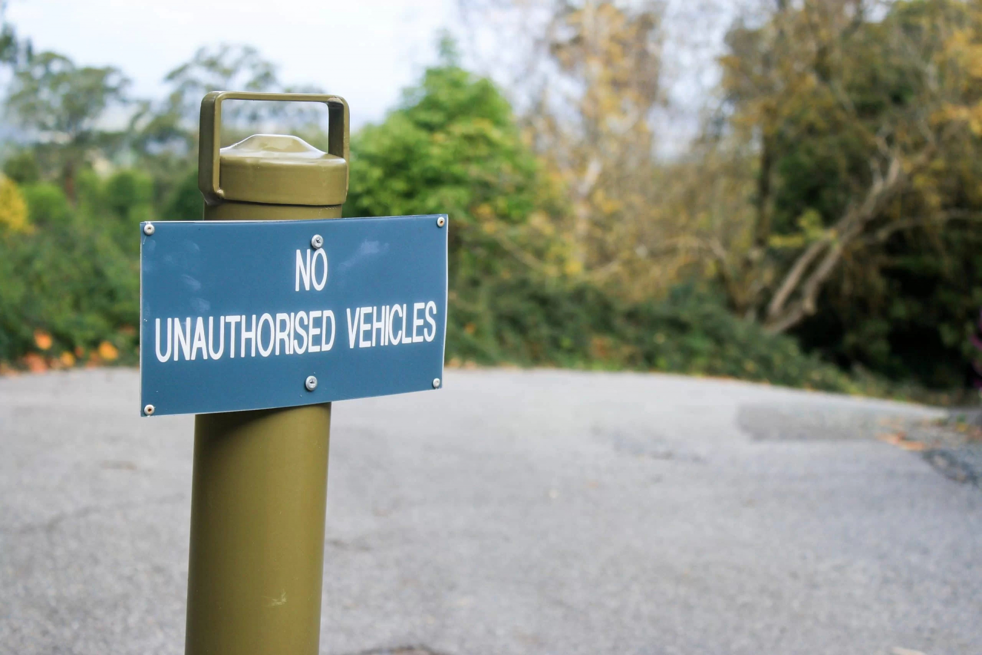 Parking Signs in Sydney, Melbourne and Canberra Australia - Platinum Signs