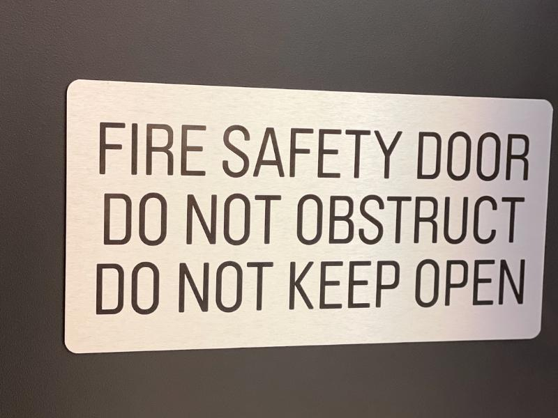 Safety Signs in Sydney, Melbourne and Canberra Australia - Platinum Signs